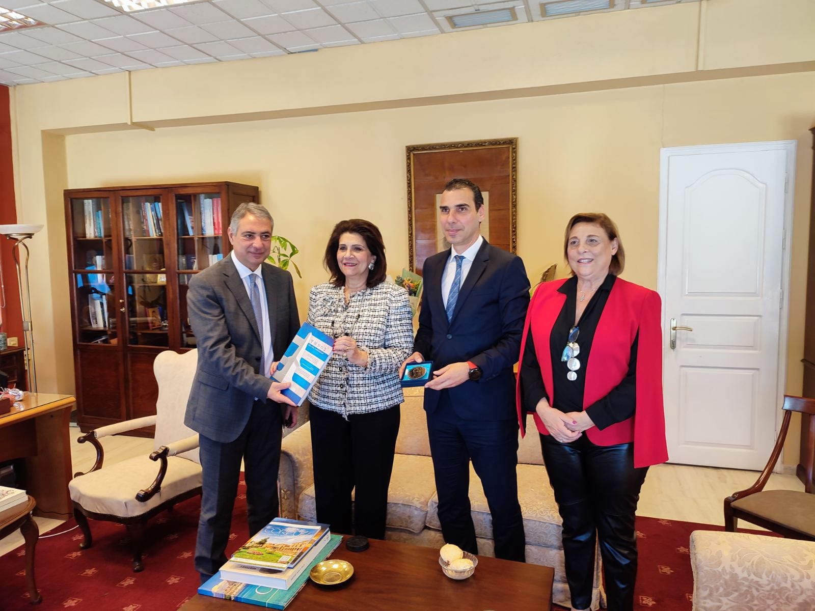 Τριήμερη περιοδεία του Διοικητή της 6ης ΥΠΕ Γιάννη Καρβέλη στην Κέρκυρα ...