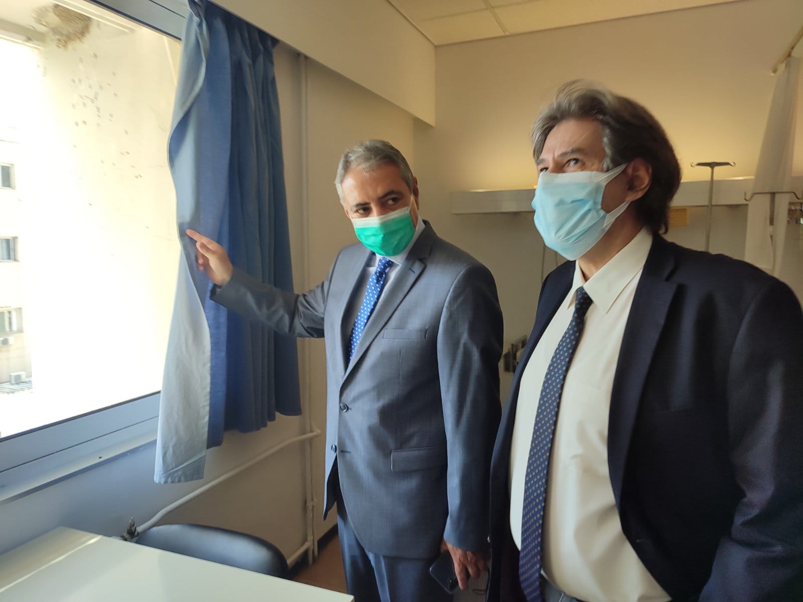 Στο Πανεπιστημιακό Γενικό Νοσοκομείο Πατρών ο Διοικητής της 6ης ΥΠΕ ...