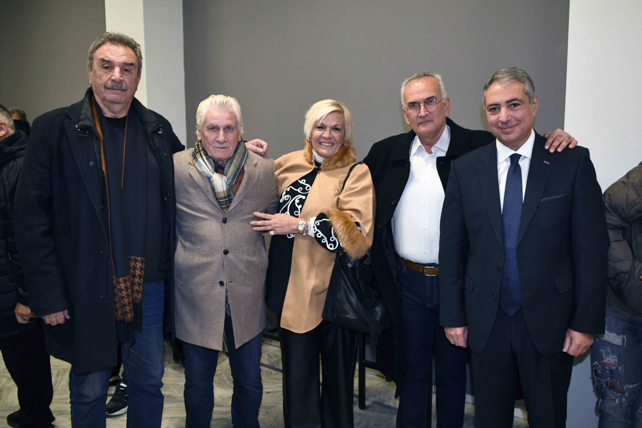 Οι Παλαίμαχοι της Παναχαϊκής τίμησαν τον Γιάννη Καρβέλη - 6η Υ.ΠΕ